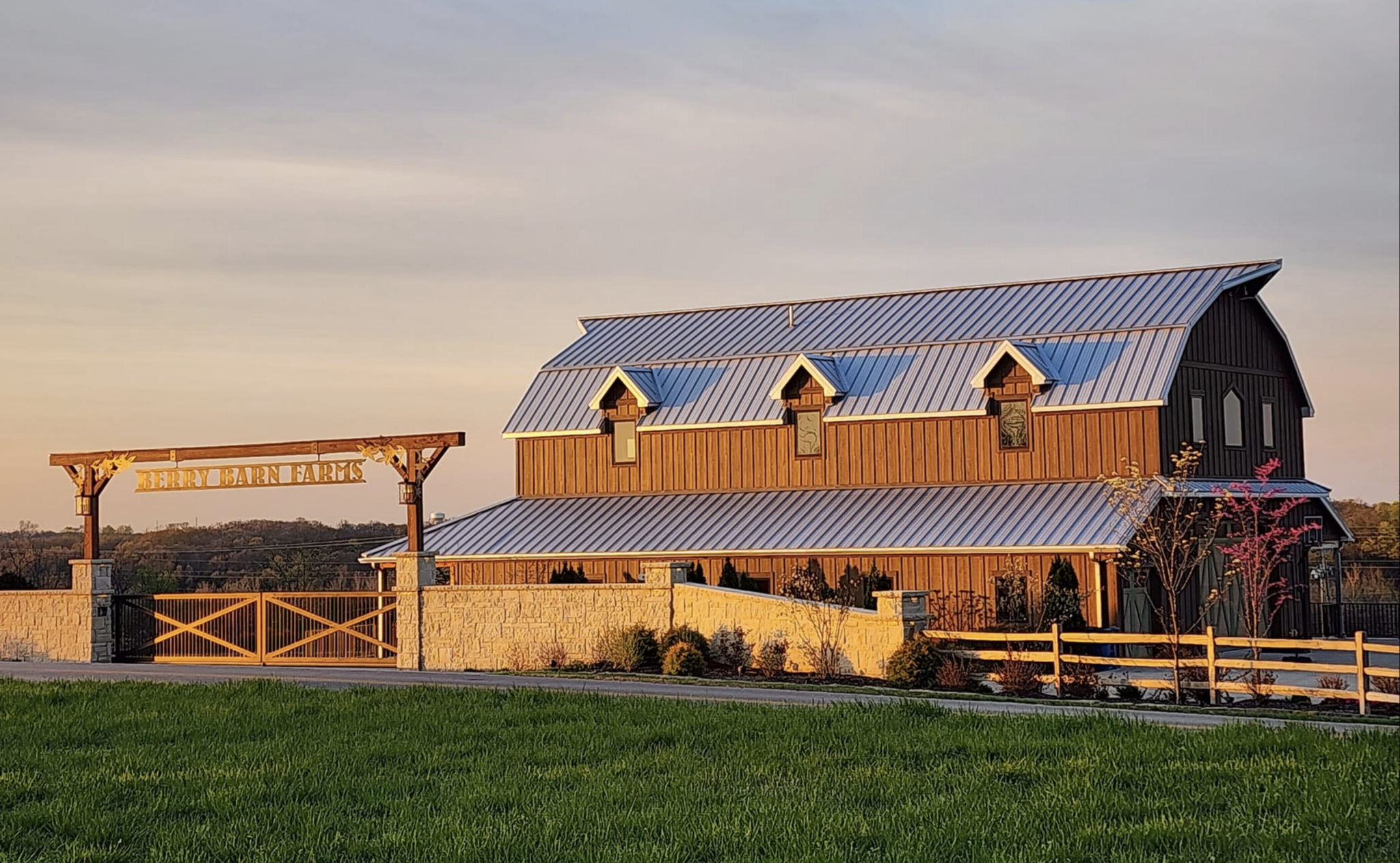 Wedding and Event Venue & Blueberry Farm | Berry Barn Farms