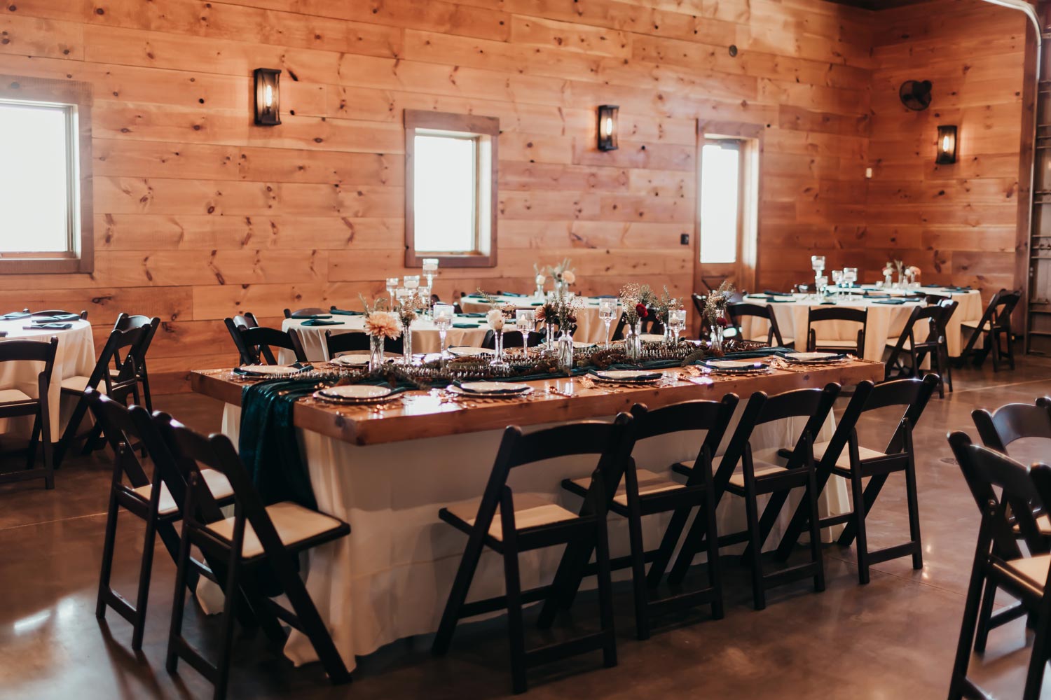 Wedding Venue & Event Space | Berry Barn Farms | Jefferson City